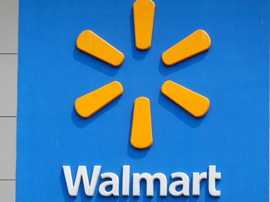 Walmart Is Selling a 'Beautiful' $45 Jacket That Looks So Similar to a ...