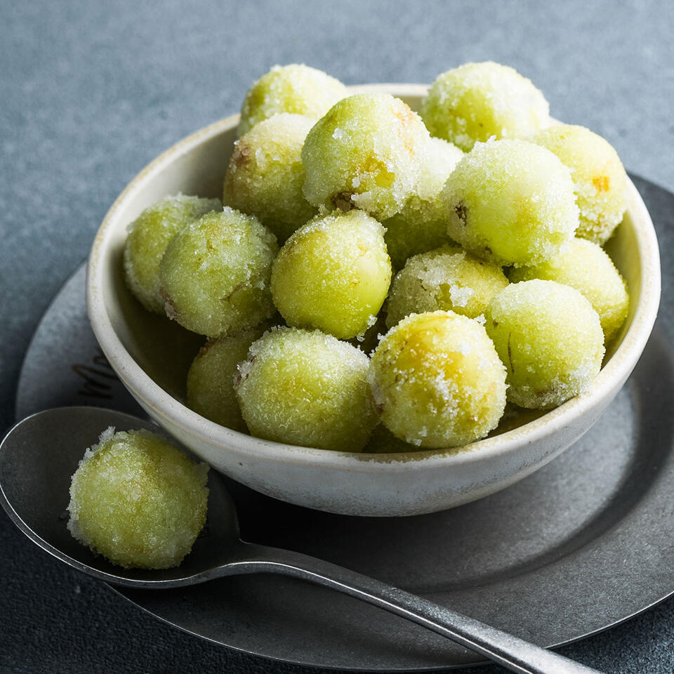 Dietitians Reveal The 15 Best Low-Sugar Sweet Treats You Can Eat Over ...