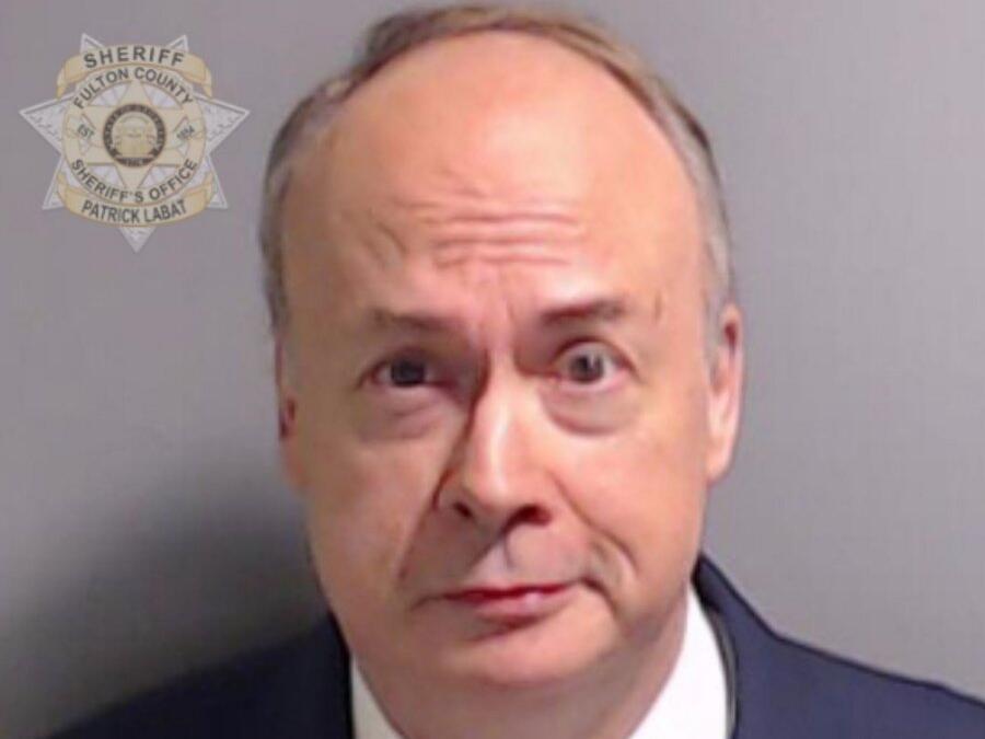 Ex Trump Justice Dept Lawyer Faces Disbarment Over 2020 Election Scheme