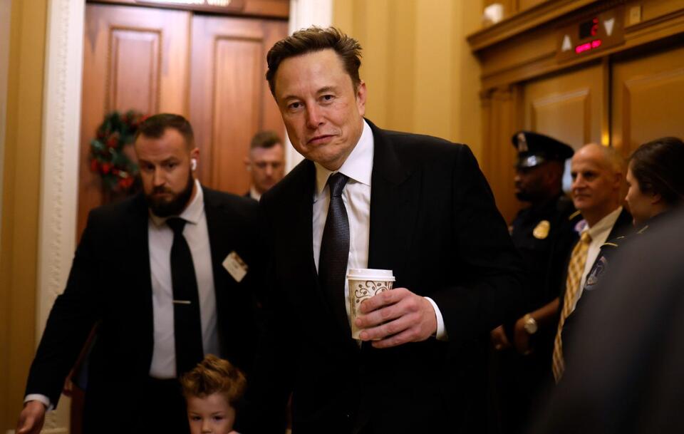 Playing video games is the only “recreational activity” Elon Musk does ...