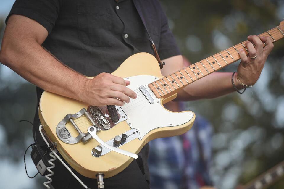 2000s rock band returns with tour, first new album in 12 years - NewsBreak