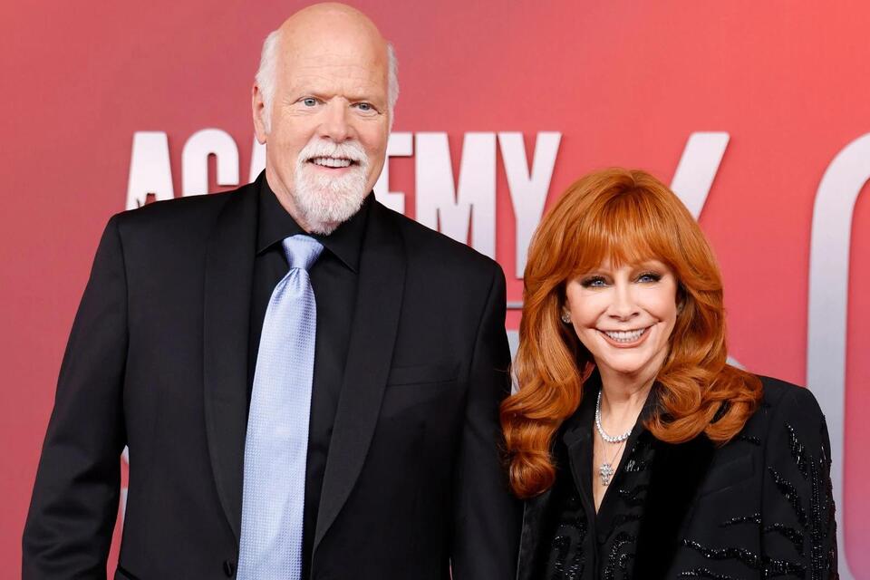 Reba McEntire + Rex Linn Have Been Engaged for Much Longer Than We ...