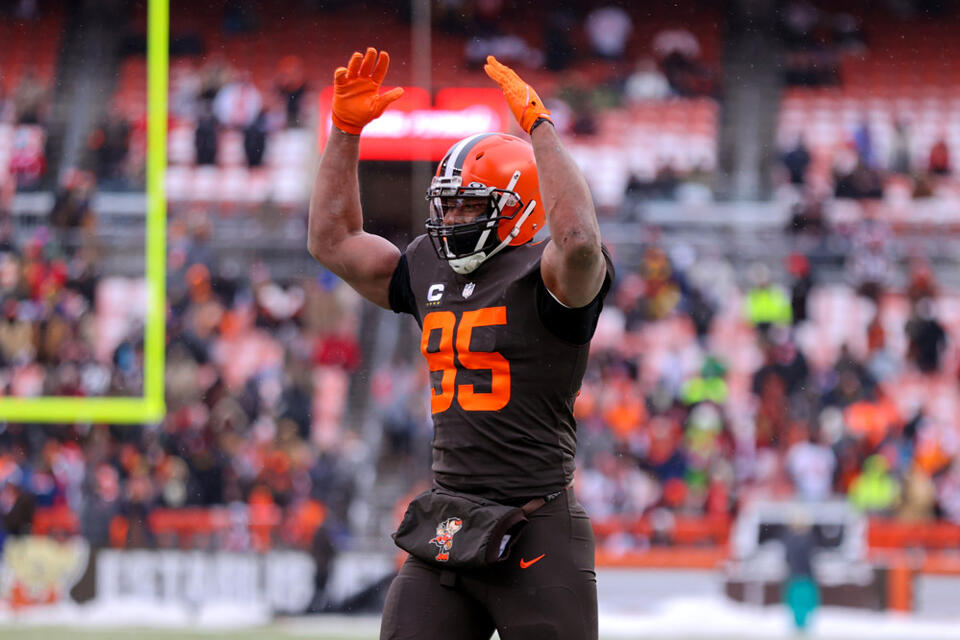 Myles Garrett named 2025 AP NFL Defensive Player of the Year - NewsBreak