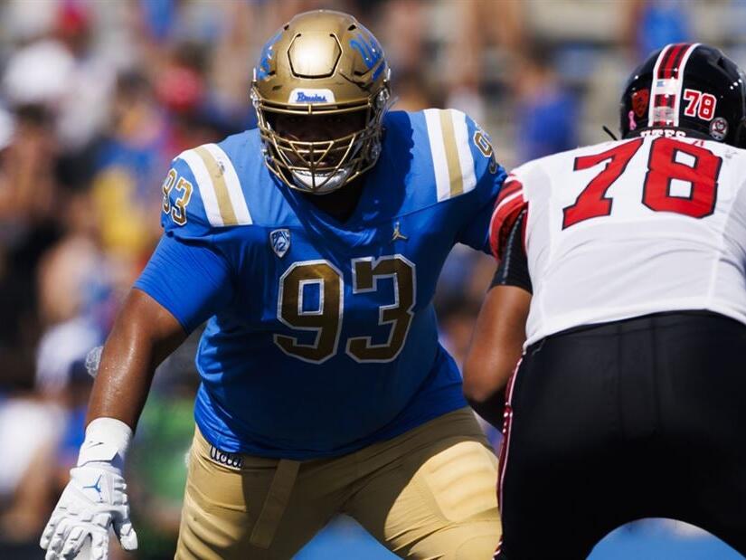 Transfer Portal Spotlight: Nose tackle Jay Toia is a big bodied ...