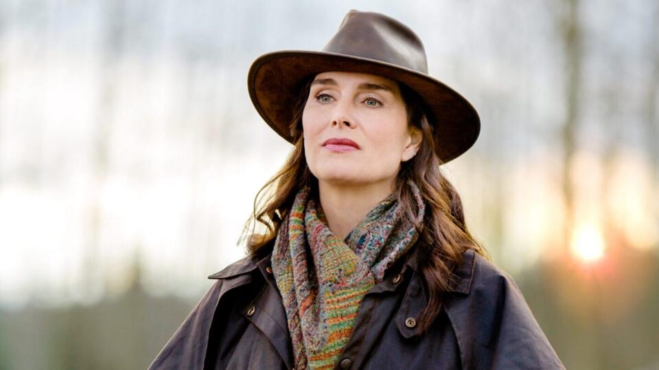 Brooke Shields Returning to ‘When Calls the Heart’ for Season 13 ...
