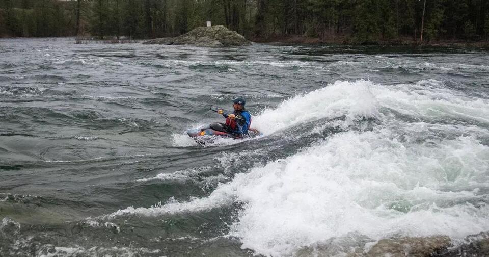 Winter surf: Spokane paddler hunts waves in high water - NewsBreak