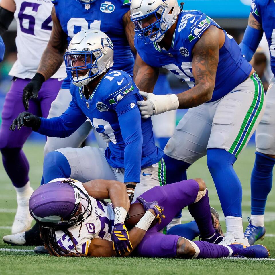 Why Ernest Jones IV has been the pillar raising Seahawks defense to elite level | Dave Boling ...