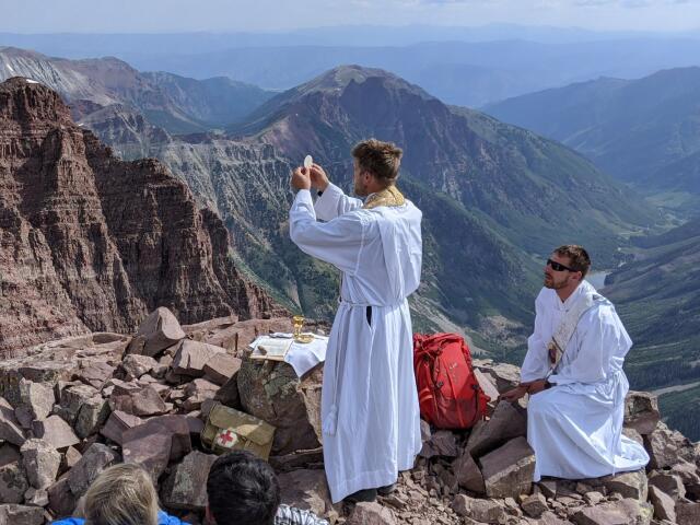 Two Catholic priests hold mass on every 14er in Colorado
