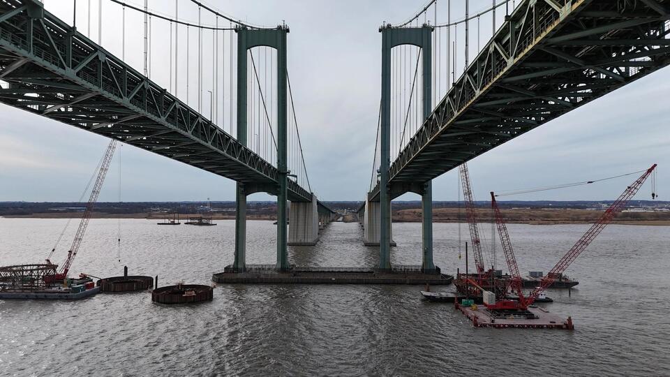 Barriers are being added to the Delaware Memorial Bridge to absorb the ...