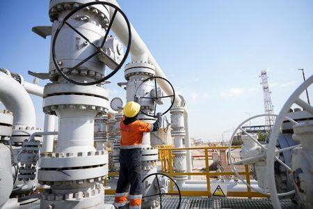 Goldman Sachs raises Q4 Brent, WTI crude price forecast amid longer ...