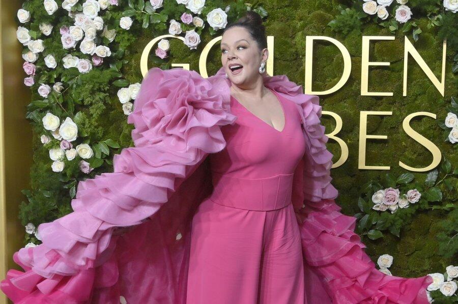 Melissa McCarthy to host 'SNL' on Dec. 6 - NewsBreak