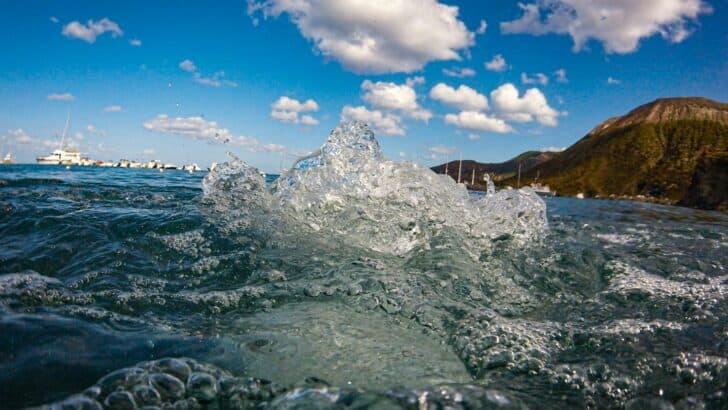 Scientists Just Mapped the Largest Underwater Volcano Near Hawaii ...