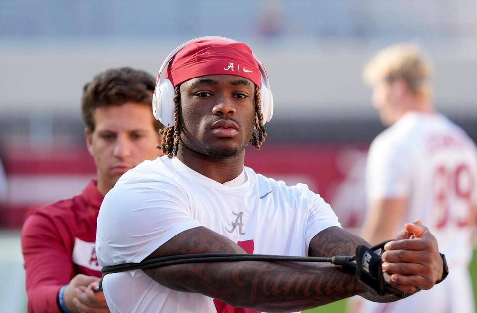 Who Are Jalen Milroe’s Parents? Get To Know Quentin and Lola Milroe ...