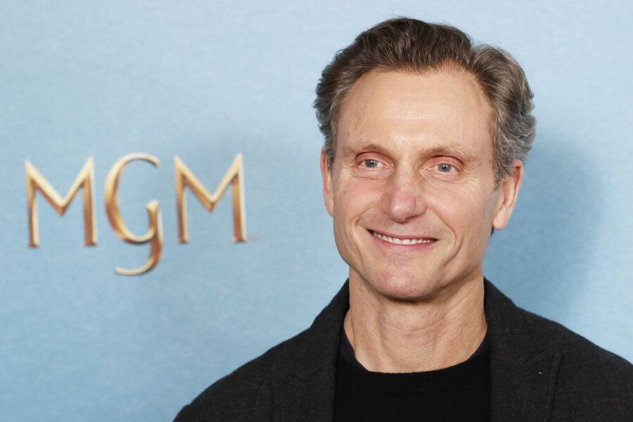 Tony Goldwyn on 'Hacks' Ava firing: 'Bob was just doing his job ...
