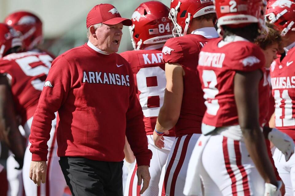 Inept Arkansas Defense Destroying Razorback Football as Mississippi ...