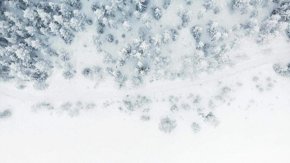 Winter Weather Onslaught in the Mid-Atlantic as Snow and Winds Impact ...