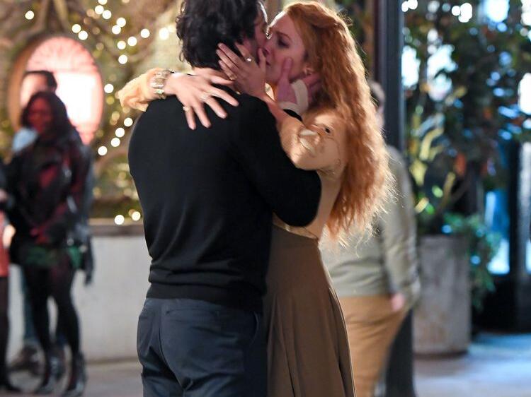 Blake Lively and Justin Baldoni Kiss in Steamy New 'It Ends With Us' Trailer