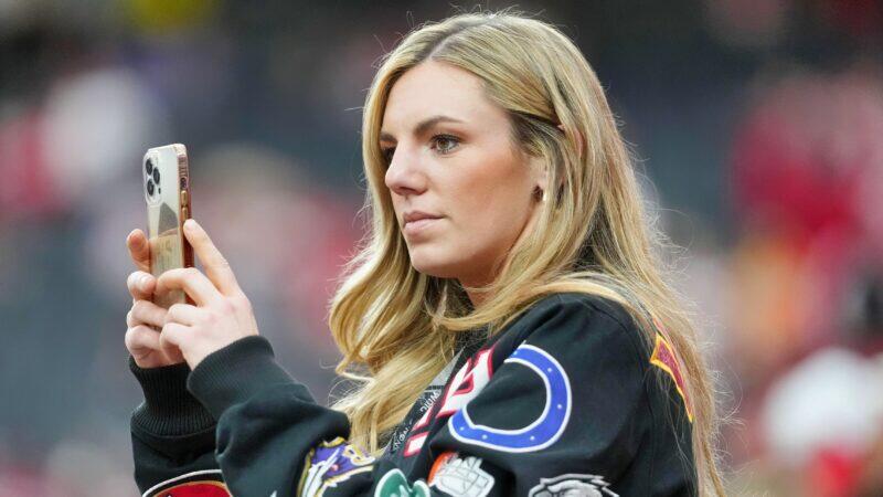 NFL Influencer Annie Agar’s Viral Tweet About The New Pope Is Gaining A Ton Of Attention Online ...