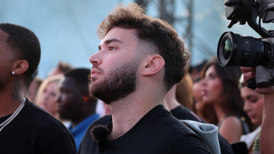 Adin Ross' Older Sister Madeline Reportedly Passed Away at 36 - NewsBreak