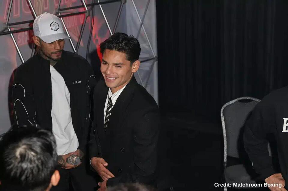 Ryan Garcia shows new physique, but old habits remain before Barrios ...