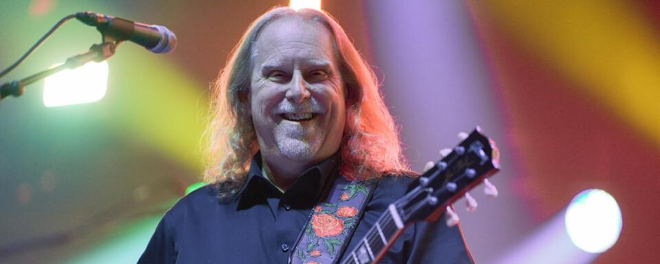 Warren Haynes Plans Special Tribute to Honor Grateful Dead’s Phil Lesh ...
