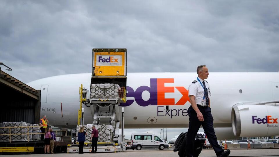 FedEx ramps up healthcare push as part of profit-boosting strategy ...