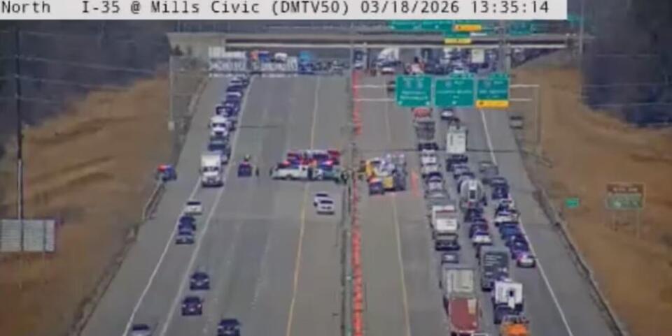 One dead, two injured in wrong-way crash on I-35 in central Iowa ...
