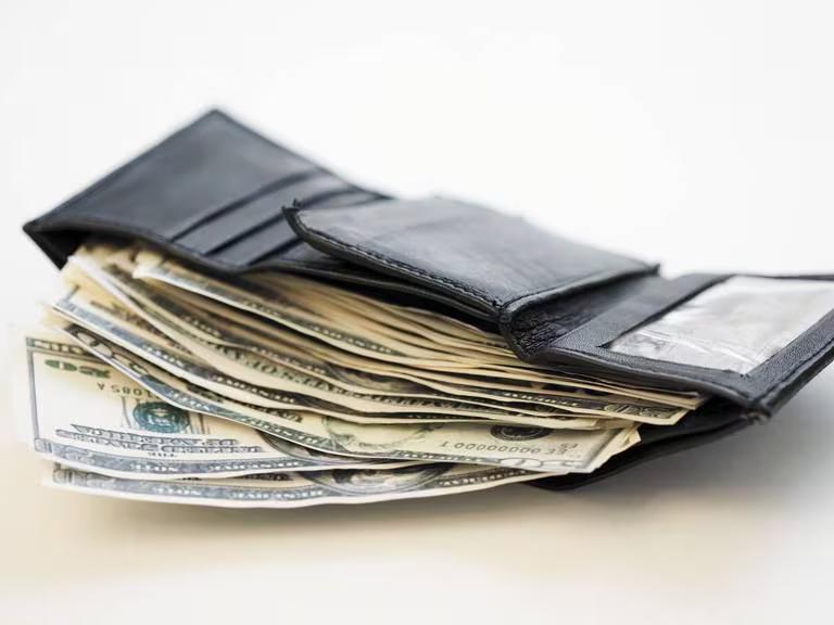 Junior enlisted to get 20% pay bump, E5s get 13% more under House plan