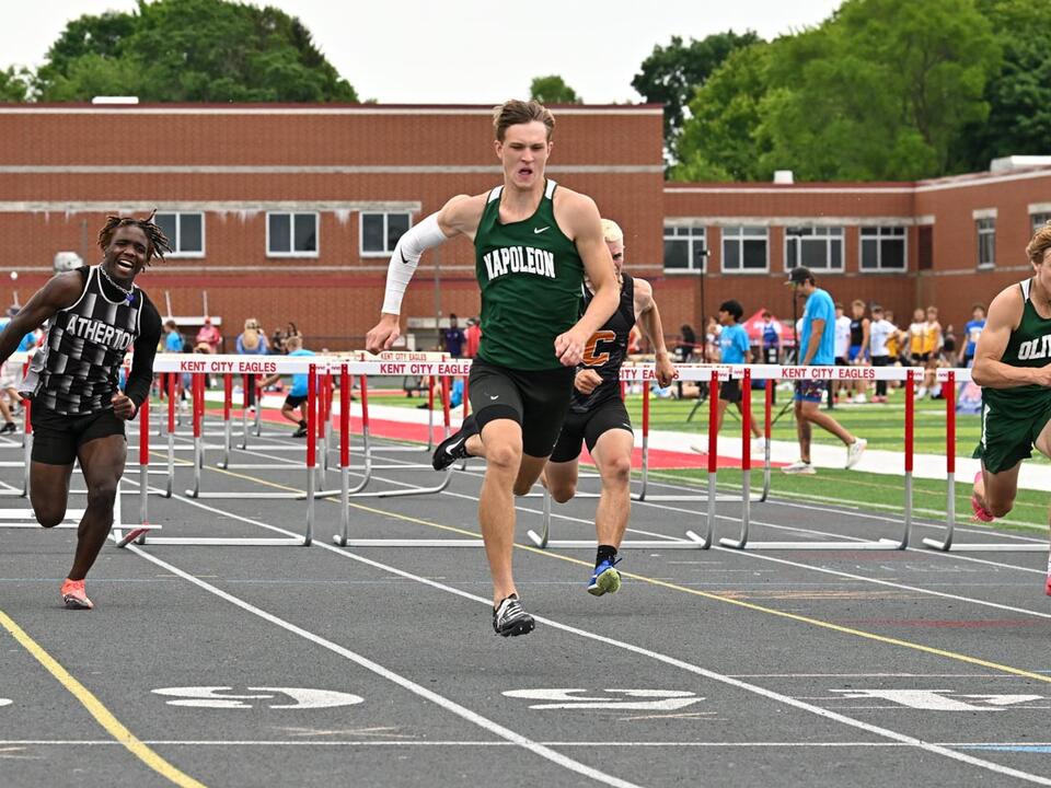 Jackson-Area Runners Shine at MHSAA Track, Field