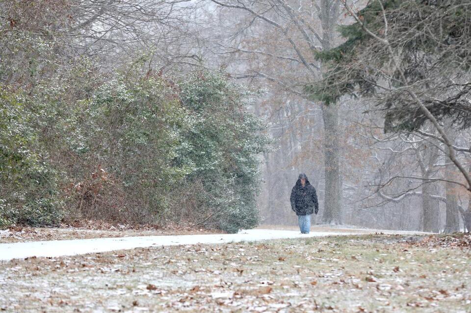 Ice, frigid temps are threats during the Tuesday morning rush hour in ...