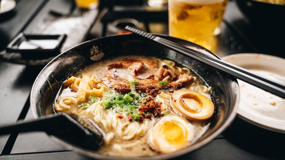 How To Make Restaurant-Level Ramen With Grocery Store Ingredients ...