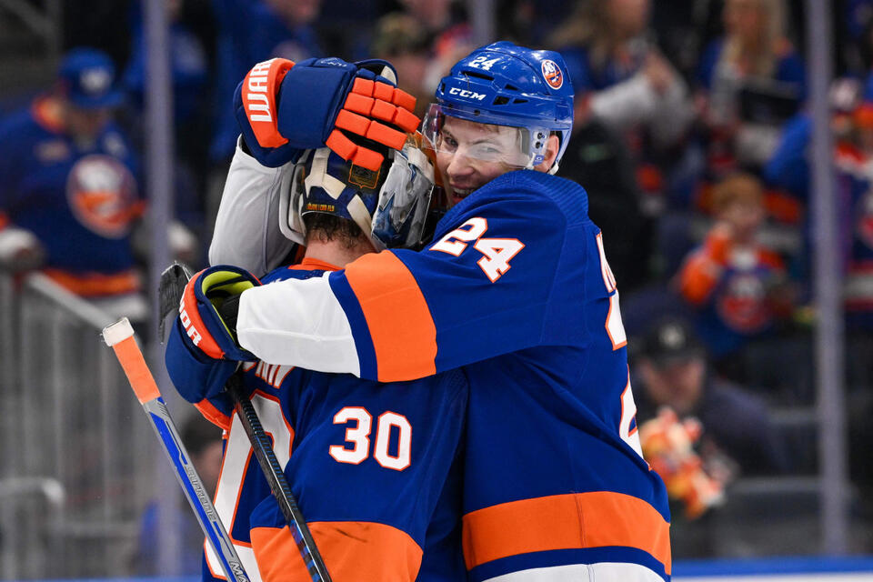 Islanders Scott Mayfield 'Did As Much As He Could' Amid Injury ...