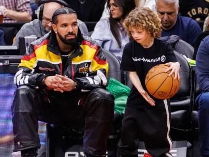 Daddy Drip Drizzy: Drake Shows Off Hot Soccer Dad Outfit At Son’s Game