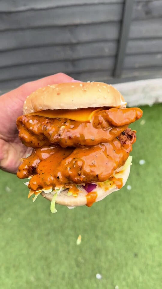 CREAMY SPICY DIP CHICKEN BURGER SPOT IN BIRMINGHAM 50Flavaz birmingham ...