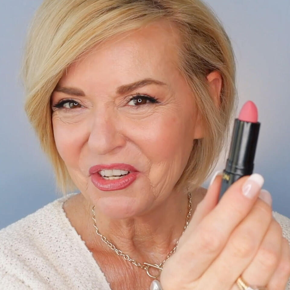 Want Full, Plump Lips? A Beauty Blogger Shares Her Secret To Naturally ...