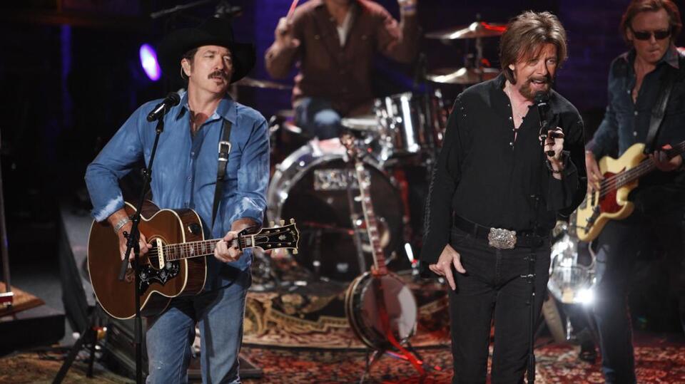 Brooks & Dunn boot scootin' to Grand Rapids this September - NewsBreak