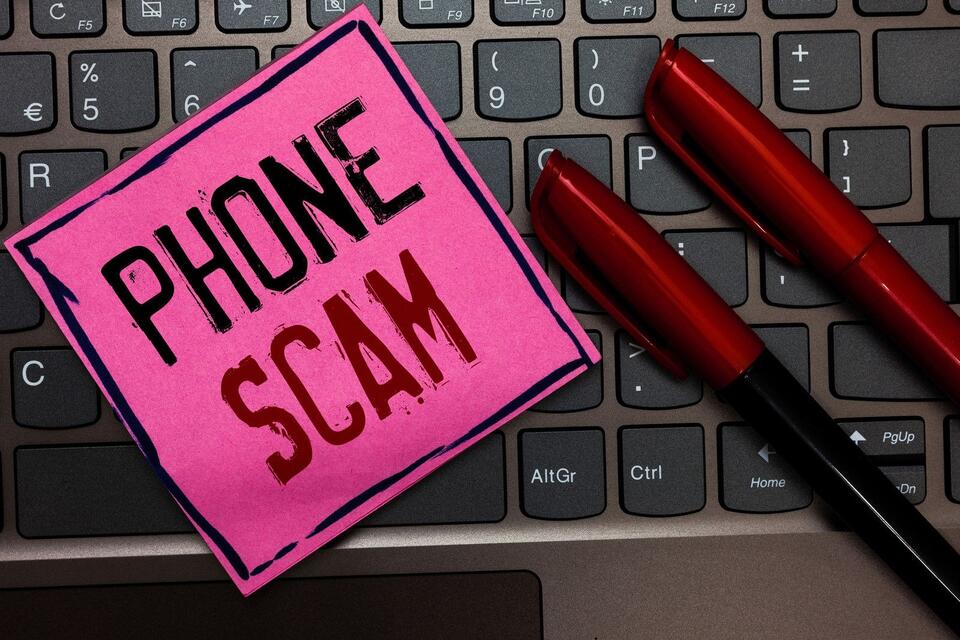 Illinois Residents Targeted By Fake Jury Duty Calls - NewsBreak