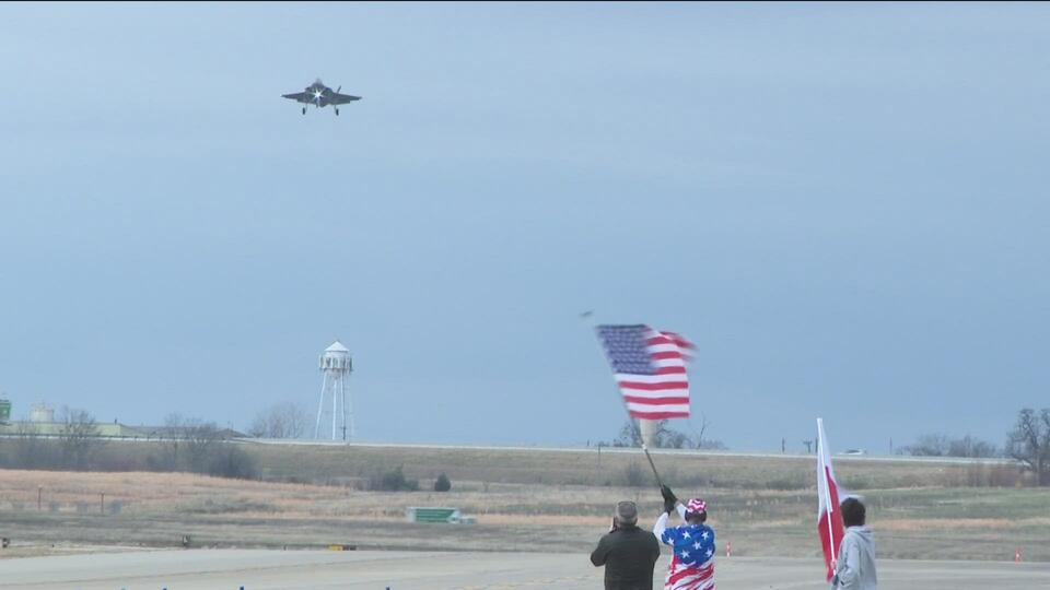 Polish F-35 fighter jets arrive at 188th Wing Air National Guard Base ...