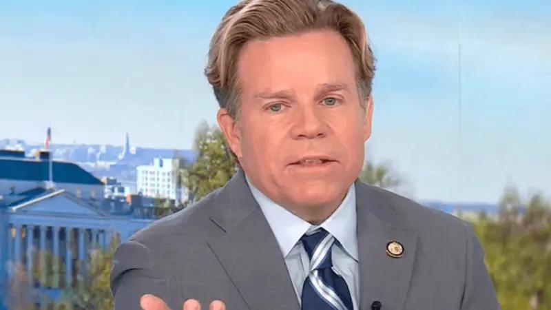 GOP congressman scurries as CNN panelists gang up on his excuses for ...