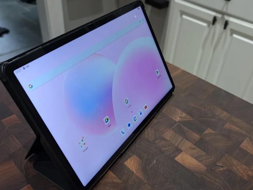 One of the best mid-range Android tablets I've tested is not made by ...