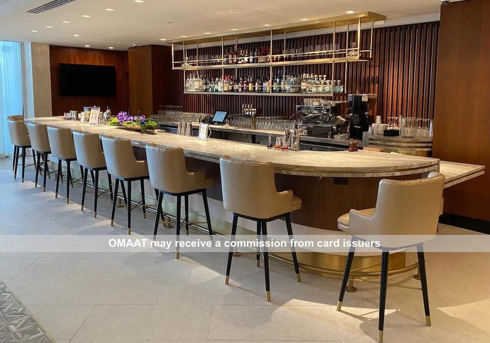 Is The Amex Gold Card Worth $325? 4x Points & $424 In Credits Says Yes ...
