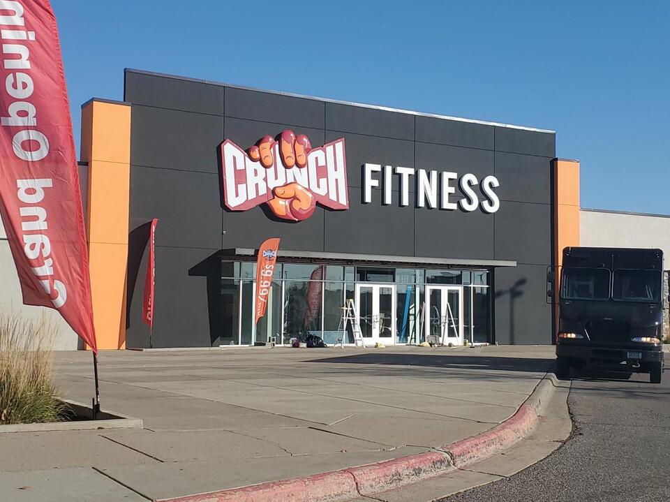 Take a Peek Inside the New Crunch Fitness That’s Opening in St. Cloud ...