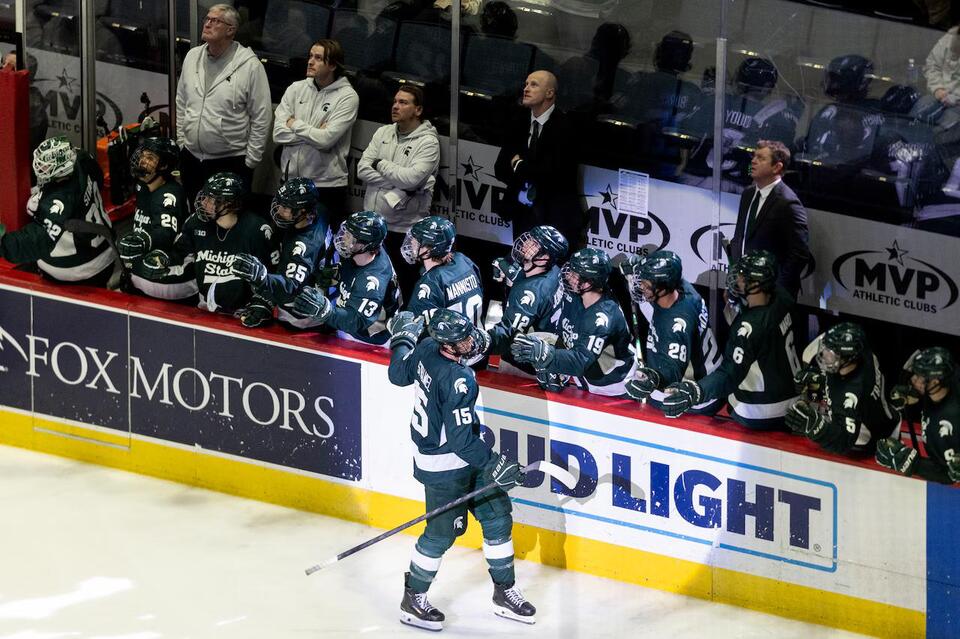 Where to watch Minnesota vs. Michigan State NCAA Hockey livestream for ...