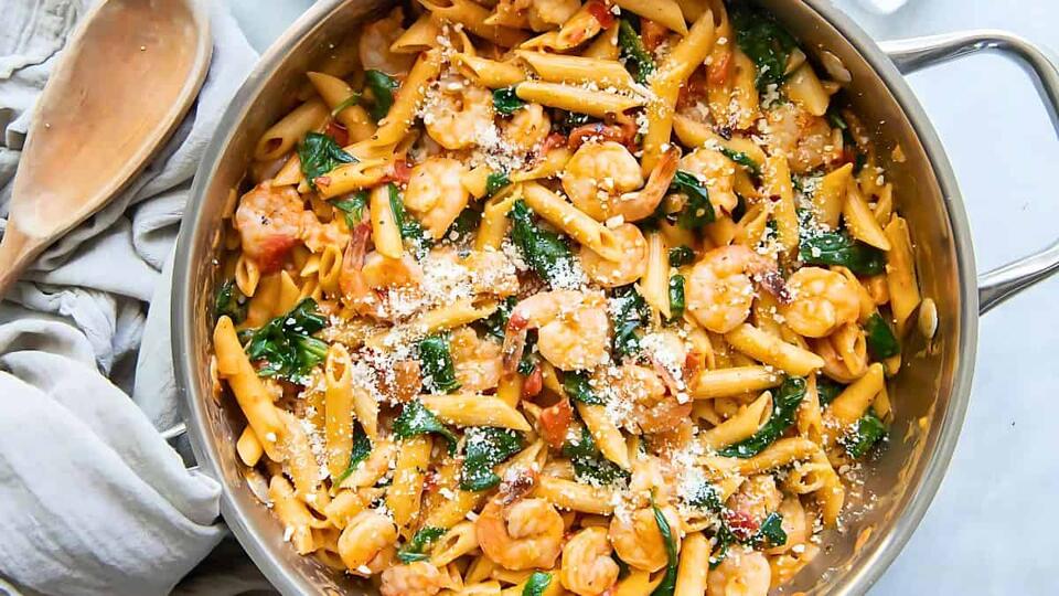 No-Stress Pasta Night With These 19 Delicious Seafood Dishes - NewsBreak