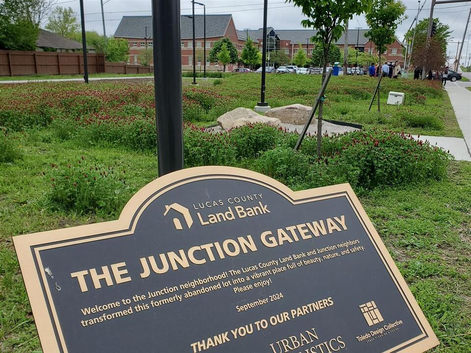 Land bank, Junction community, dedicate gateway revitalization project ...