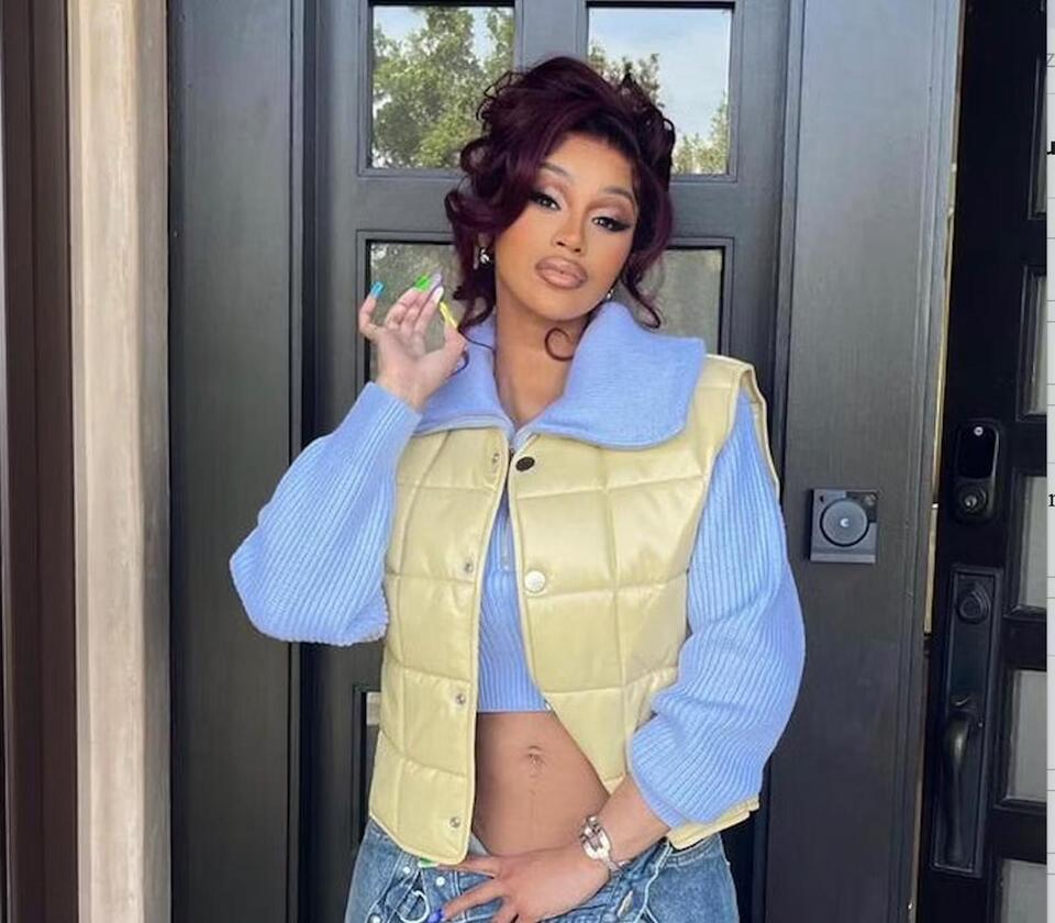 Cardi B Is Flipping The Script On Nail Art By Taking It In An Extreme ...