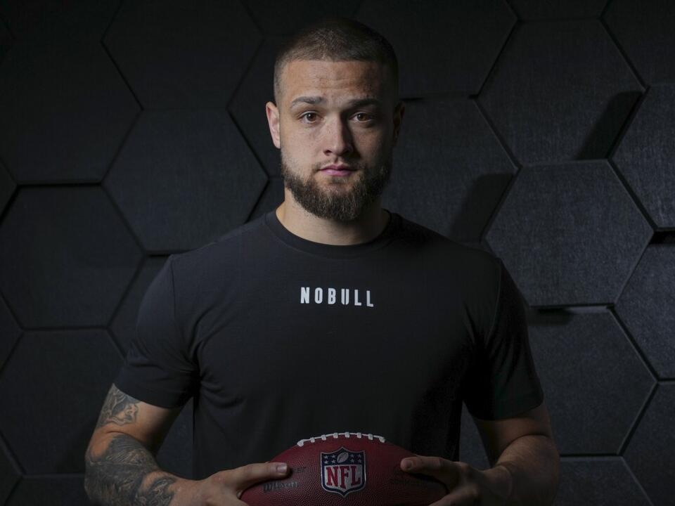 Texans agree to terms with six draft picks, including TE Cade Stover