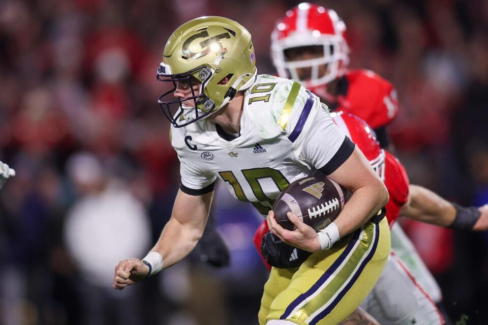 College Football Player Props Today: Haynes King, Taylen Green ...