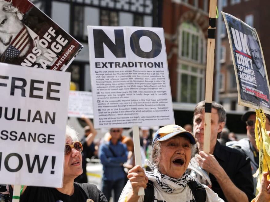 Julian Assange Wins Right to Appeal His U.S. Extradition