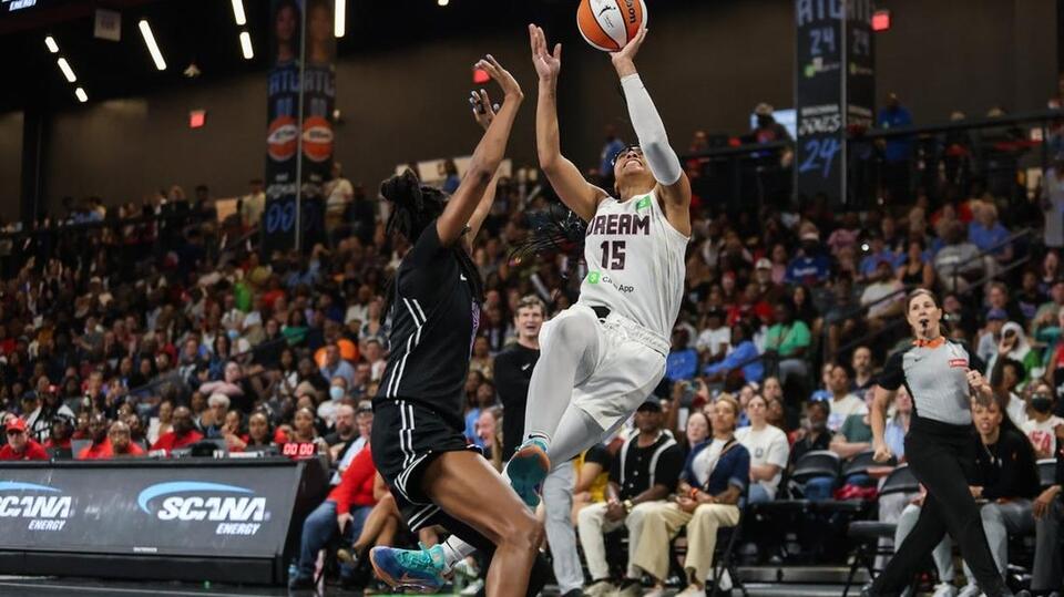 Fan who threw sex toy at WNBA game faces multiple charges - NewsBreak